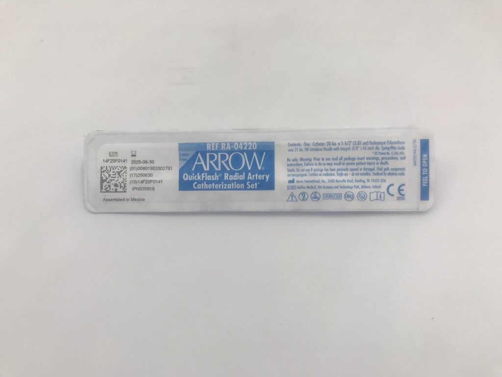ARROW RA-04220 QuickFlash Radial Artery Catheterization Set 20Ga x 1-1 ...